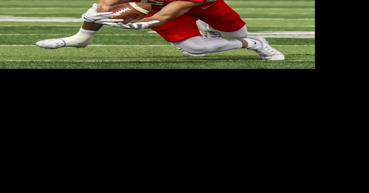 Daniel Sobkowicz emerges as elite receiver for ISU