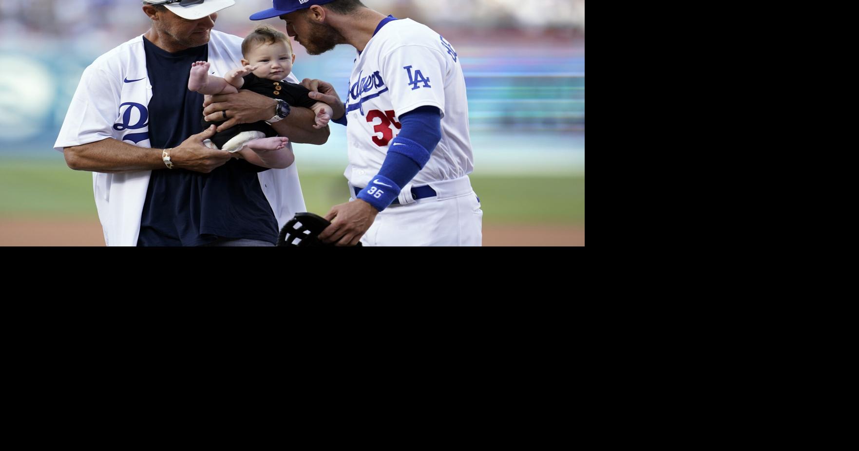 Cody and Clay Bellinger are in rare father-son company. Here’s how they ...