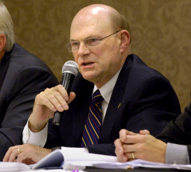 BroMenn president Hunt retiring