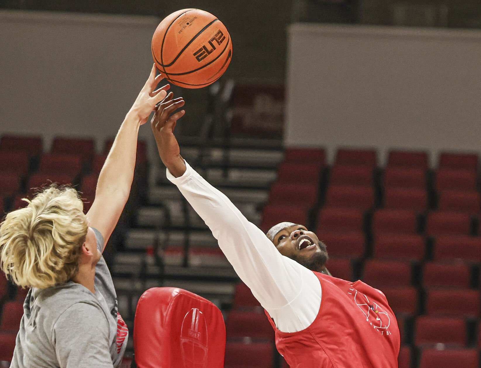 Brandon Lieb brings Illinois State teammates with him back to State ...