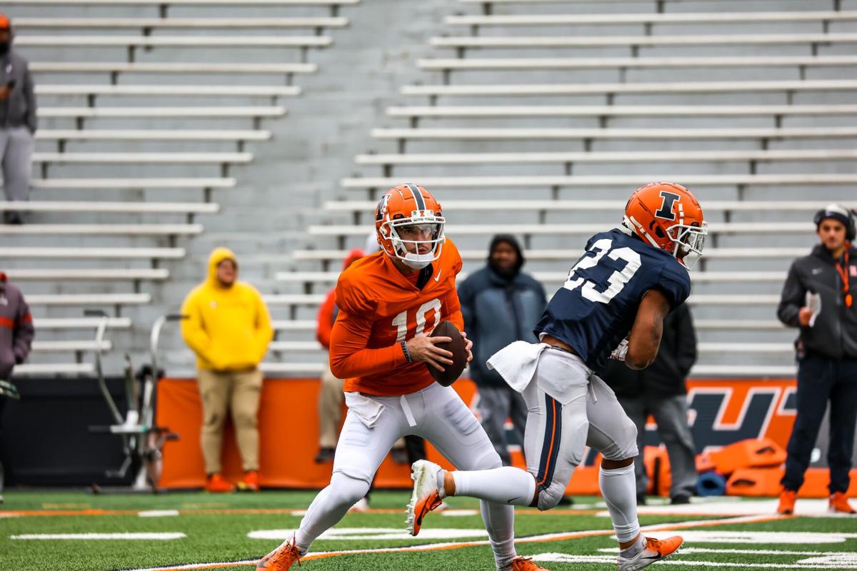 Illinois quarterback Donovan Leary taking next step in redshirt ...