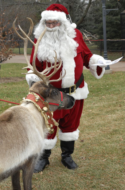 Photos: Reindeer Inspection by Santa 12/14/2014