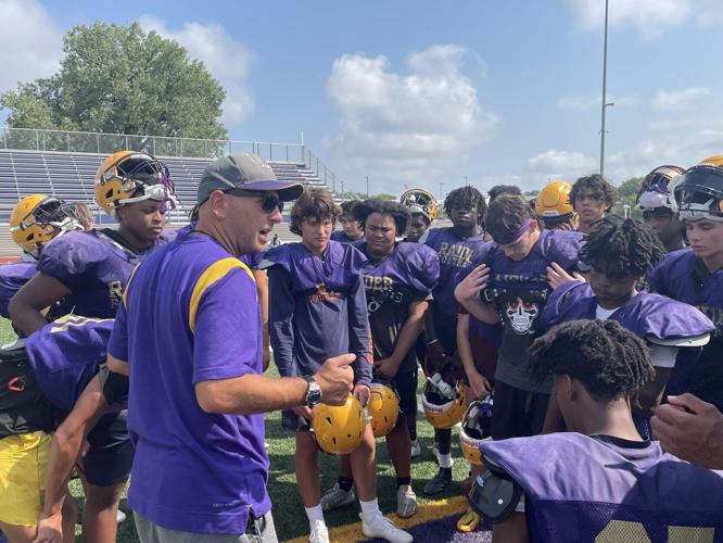 Scott Godfrey leaves Bloomington football job to take over at Heyworth