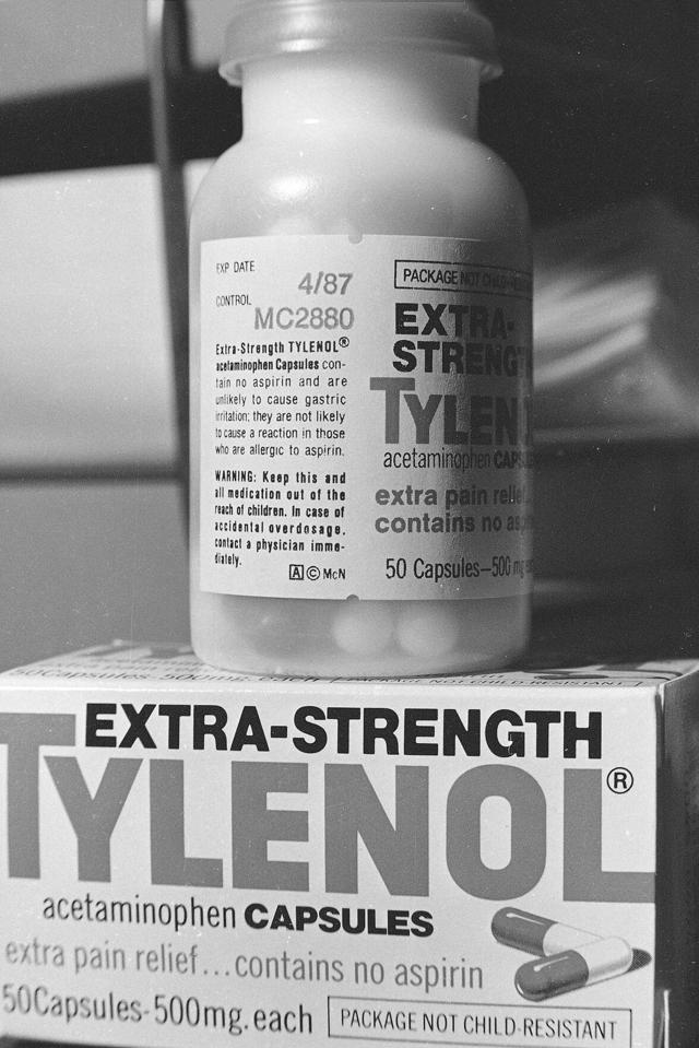 Photos: 1982 Tylenol murders