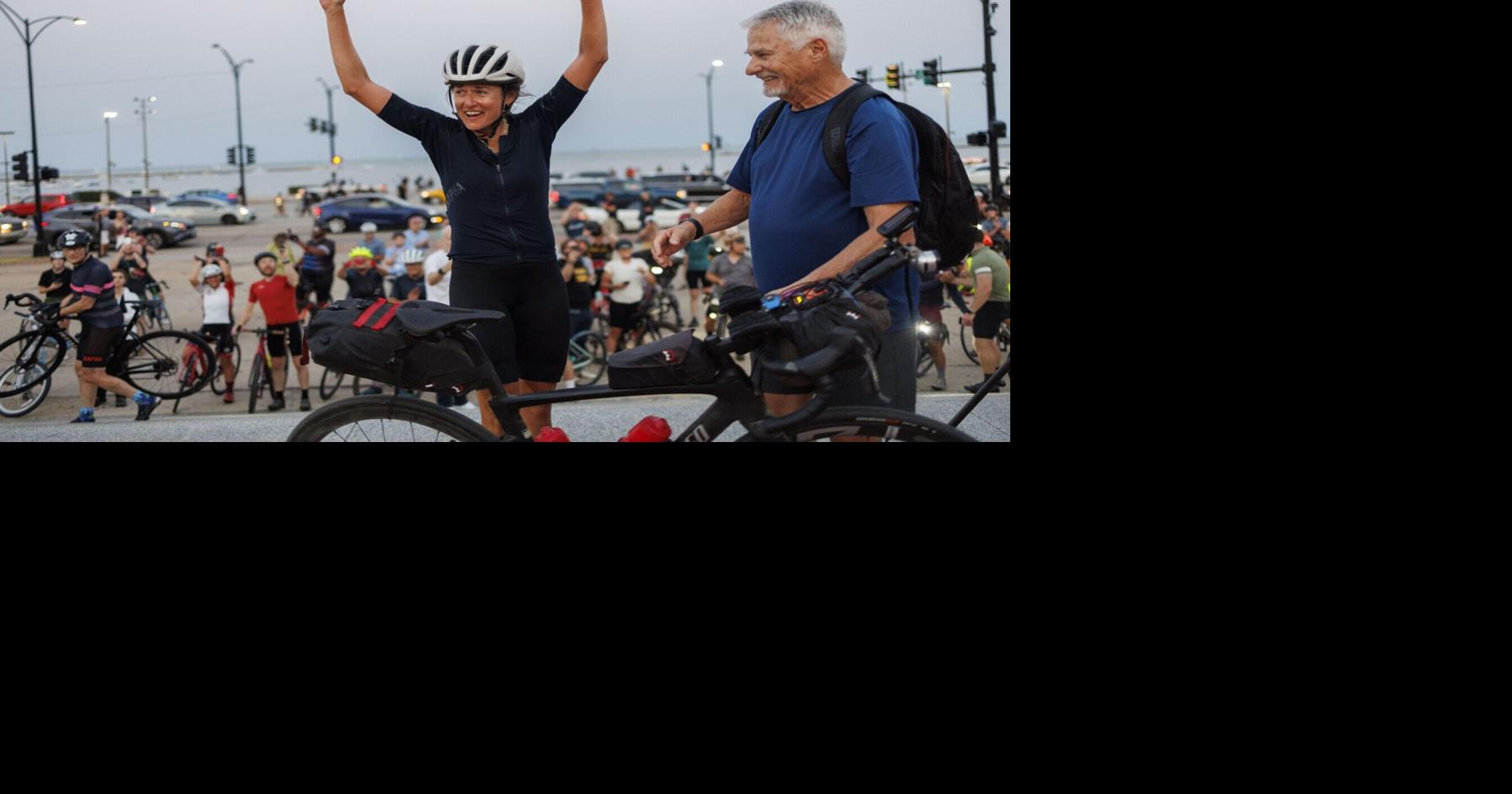Cyclist completes world-record attempt in downtown Chicago