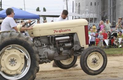 Antique tractor pull draws crowd to Cruger Elevator