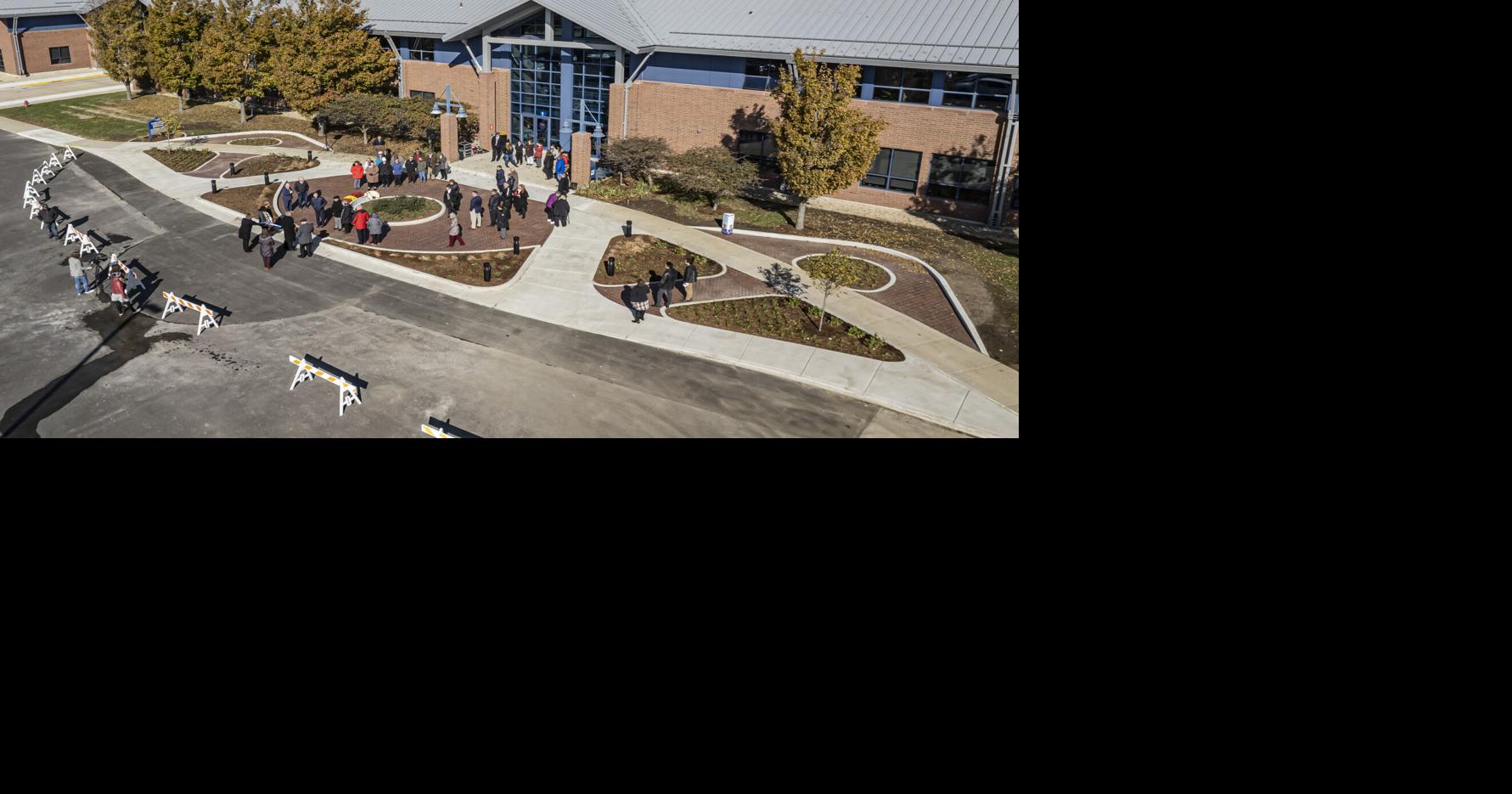 Heartland College opens Widmer Family Plaza