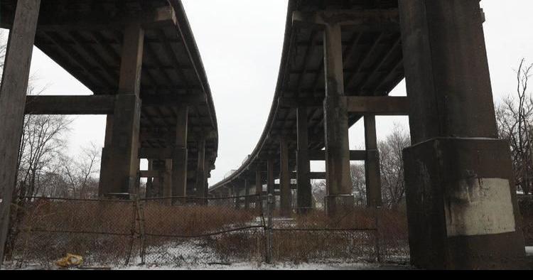 Deteriorating I-80 bridges at Joliet worry officials
