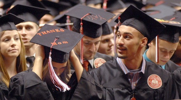 ISU graduation ceremony an early gift for students' moms