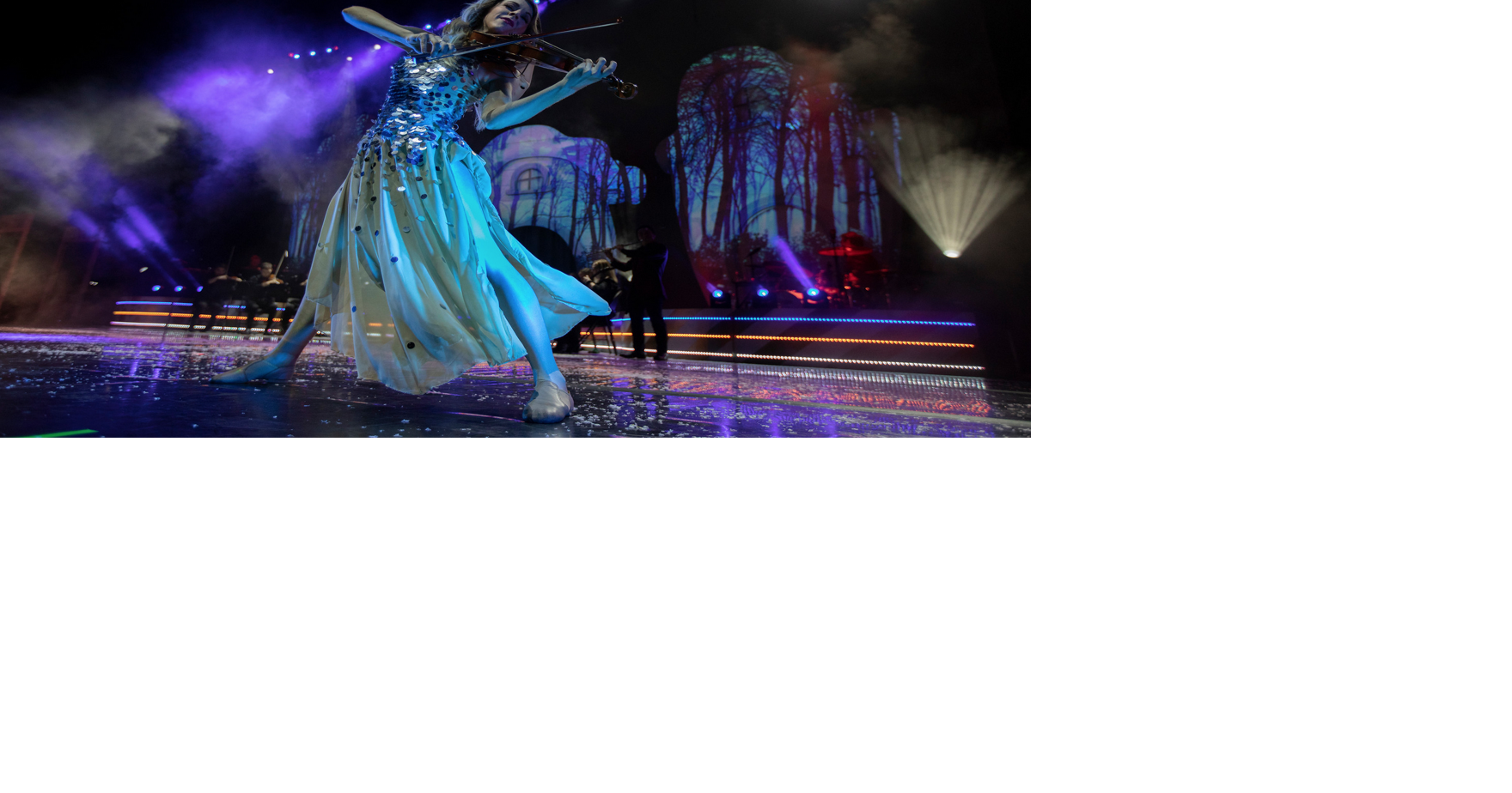 Bows & ballet: Lindsey Stirling dancing into Bloomington for holiday tour