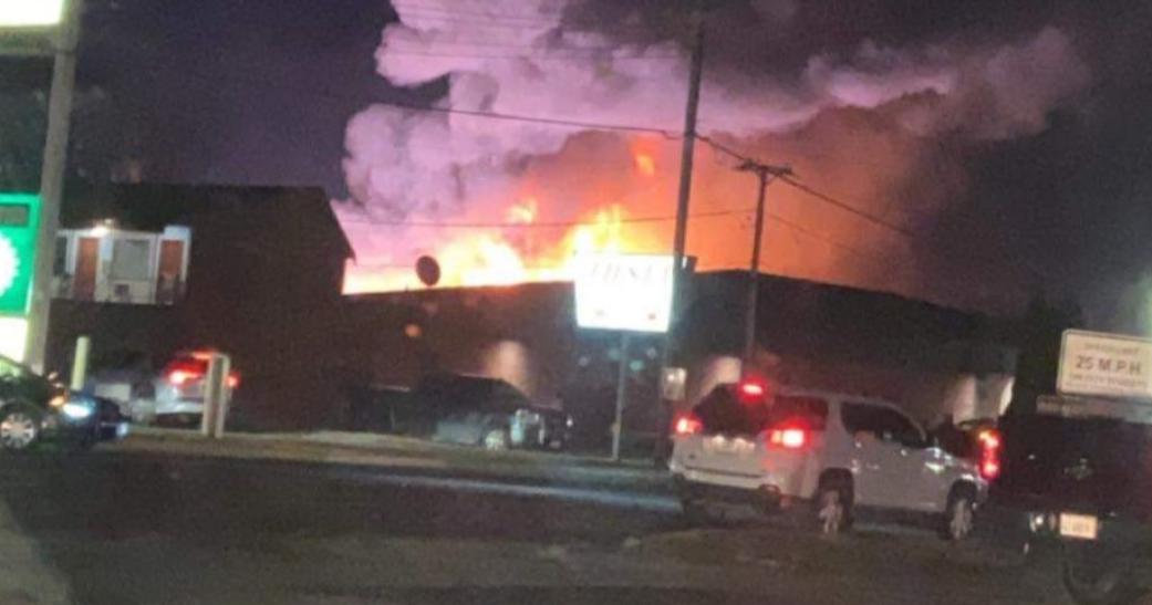 1 hurt in Pontiac auto repair shop fire