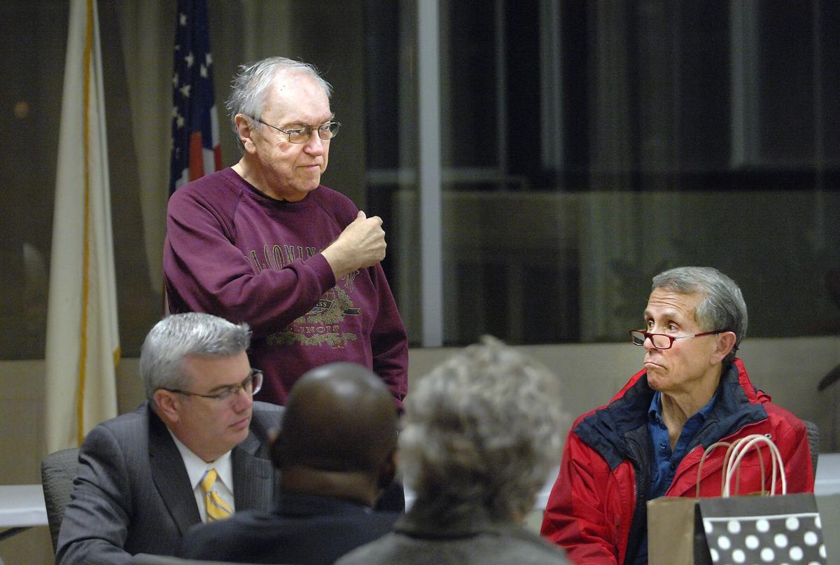 Jesse Smart, former Bloomington mayor for 12 years, has died