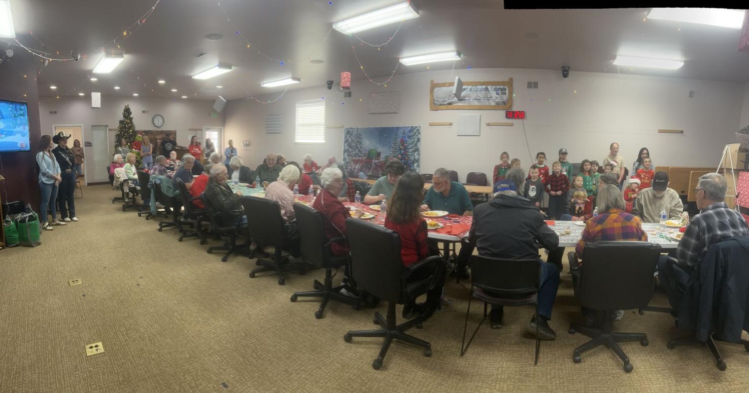 Good eats and good discussions in Elizabeth | Elbert | parkerchronicle.net