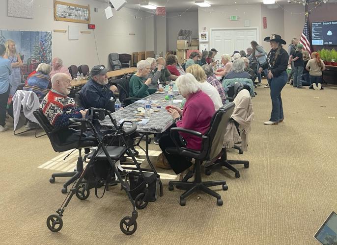 Good eats and good discussions in Elizabeth | Elbert | parkerchronicle.net