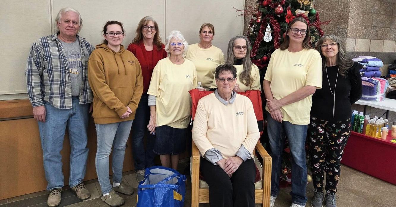 Volunteers do their part for Simla | Elbert | parkerchronicle.net
