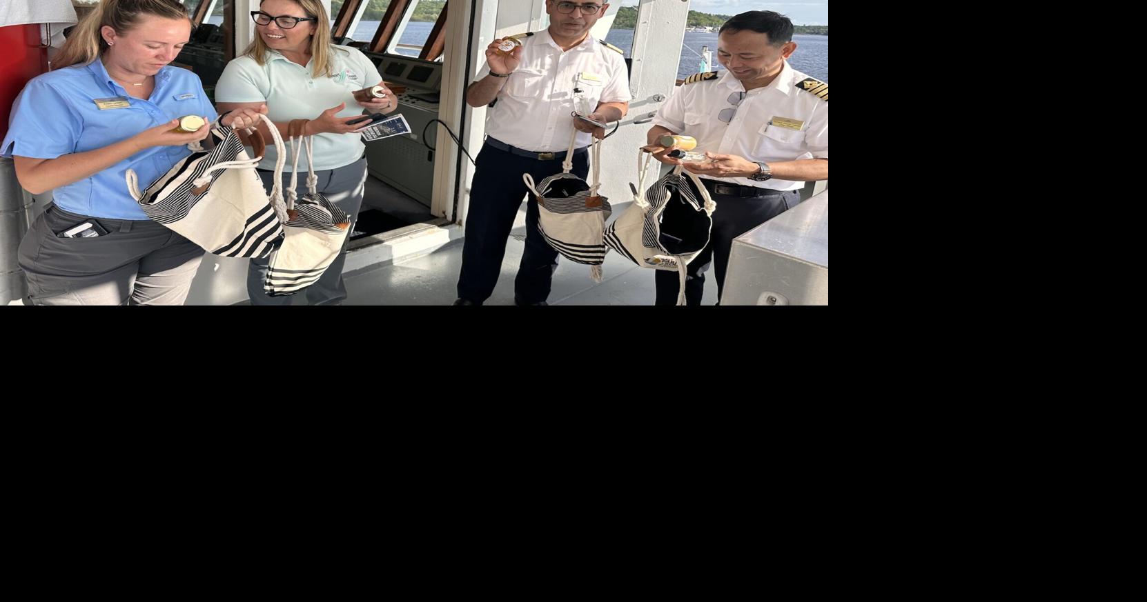 A proper send-off for the Pearl Mist in Parry Sound