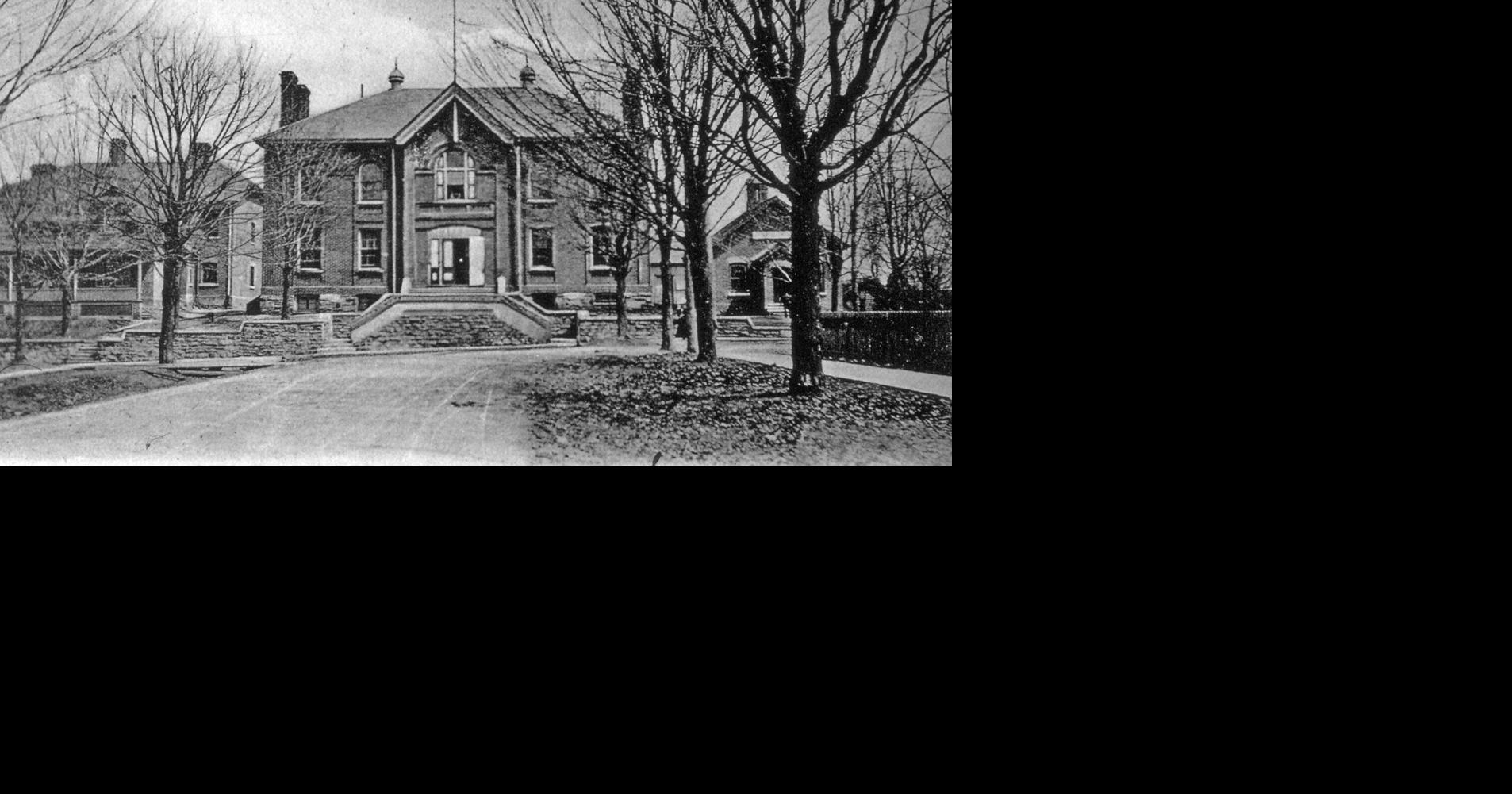 Throwback to the Parry Sound Courthouse in 1910