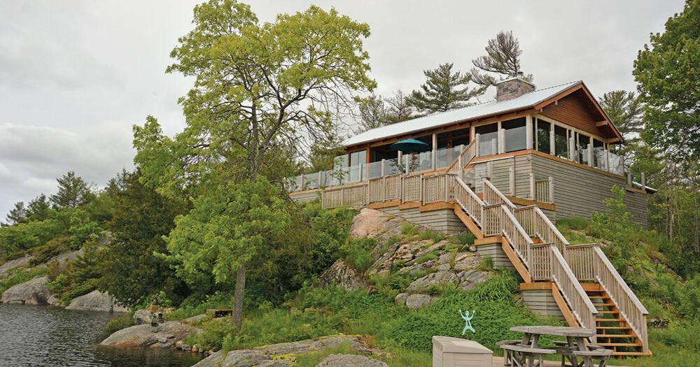 A family-sized cottage designed for fun on Sturgeon Bay, Pointe Au Baril