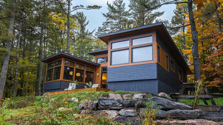 Pros and cons of prefabricated modular cottages for remote Parry Sound