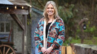 ‘BBQ Brawl’: Pasadena’s Kate Neville brings the heat to TV | Feature ...