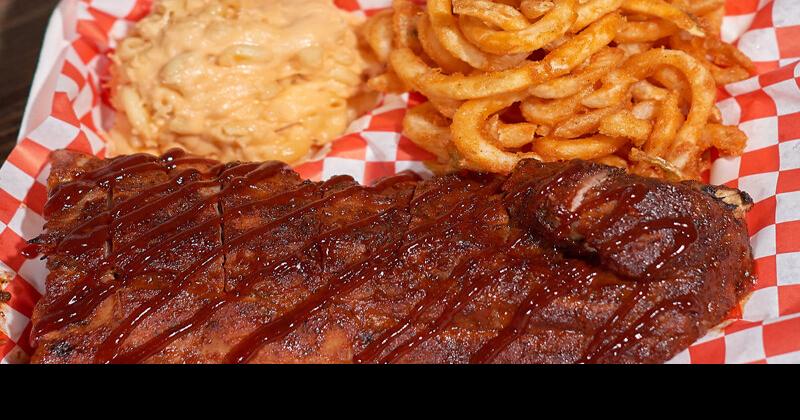 Porky’s Pit Stop offers Dena freestyle barbecue on East Washington ...