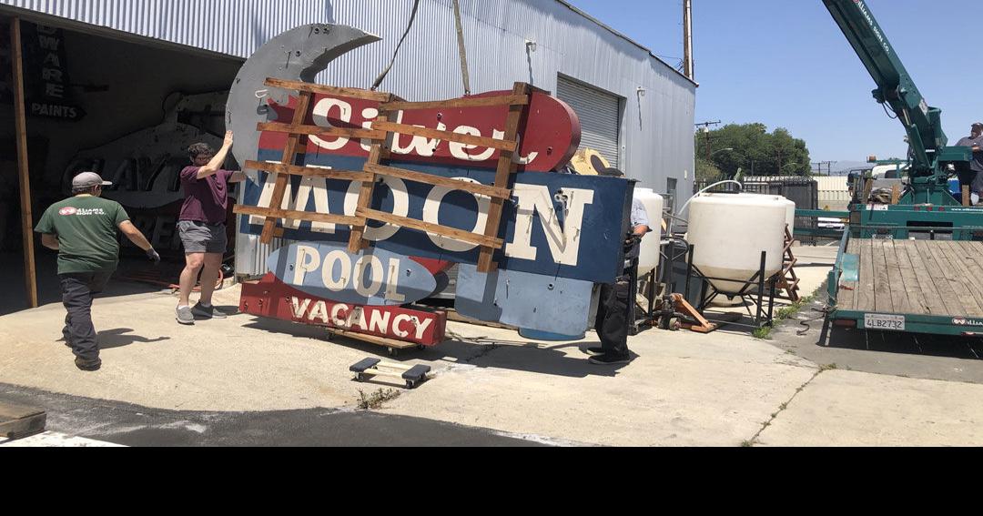 City of Anaheim donates iconic neon signs to Glendale’s MONA | Arts ...