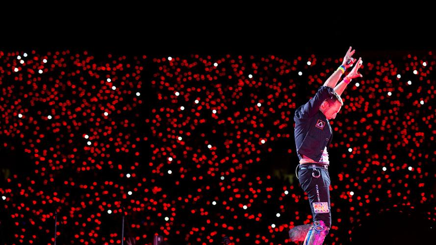 Review: Coldplay at the Rose Bowl Sept. 30 | Arts & Events ...