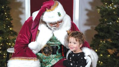 Ushering in the Holidays: Pasadena Mayor Victor Gordo to light the tree ...