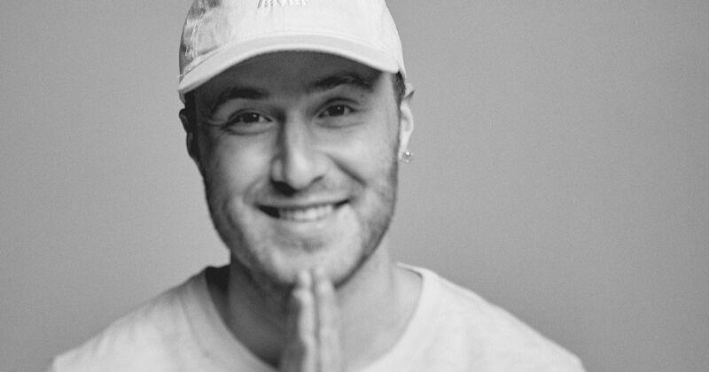 Mike Posner to climb Mount Everest in honor of his dad | Arts-features ...