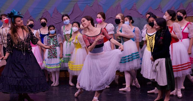 Stars To Shine Upon Classical Ballet In Salon Performance Arts stars-to-shine-upon-classical-ballet-in-salon-performance-arts