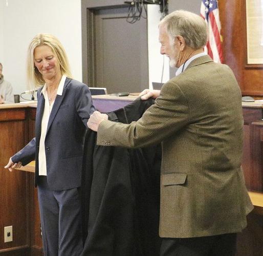 New judge steps into spotlight | Local News | paulsvalleydailydemocrat.com