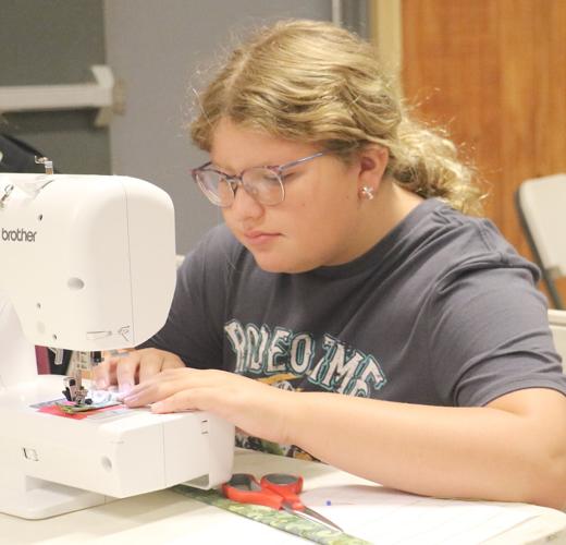 Sewing lessons lead up to county fair | News | paulsvalleydailydemocrat.com