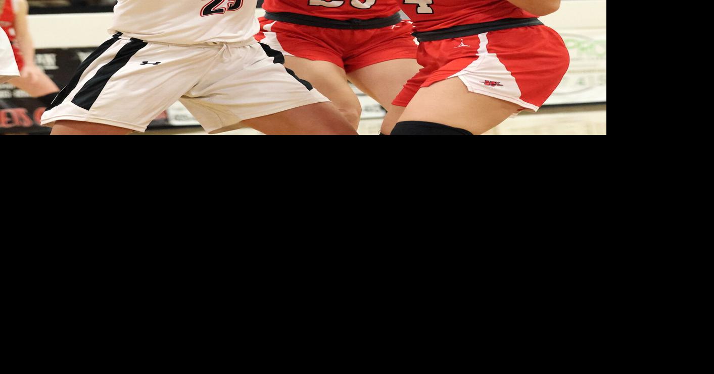 Lady Panthers fall to No. 1 Washington | Local Sports ...