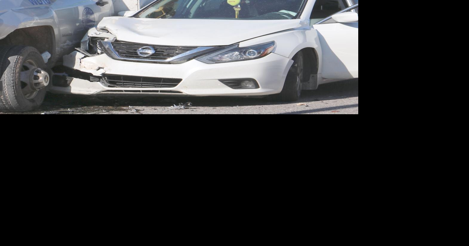 Two vehicles collide in PV intersection | Local News ...