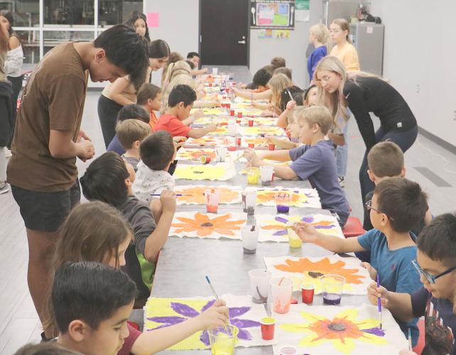 Art students helping art students | Local News ...