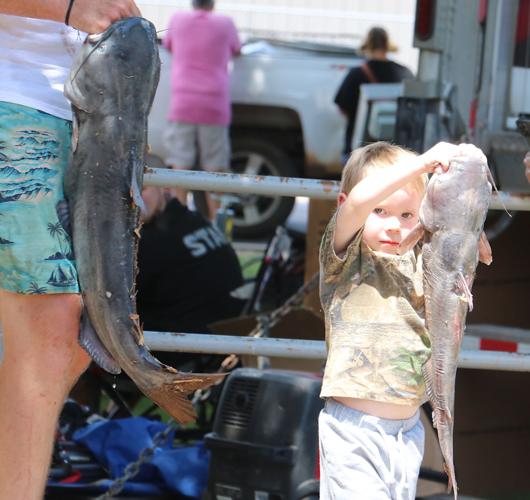 Noodlers again bring big fish stories | Local News ...