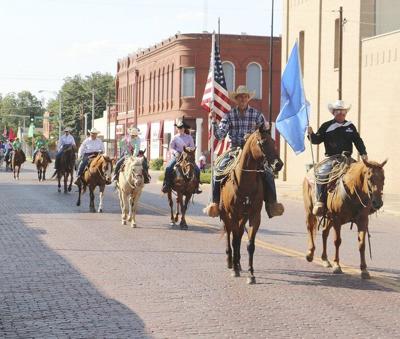 Rodeo to bring patriotic spirit | Local News | paulsvalleydailydemocrat.com