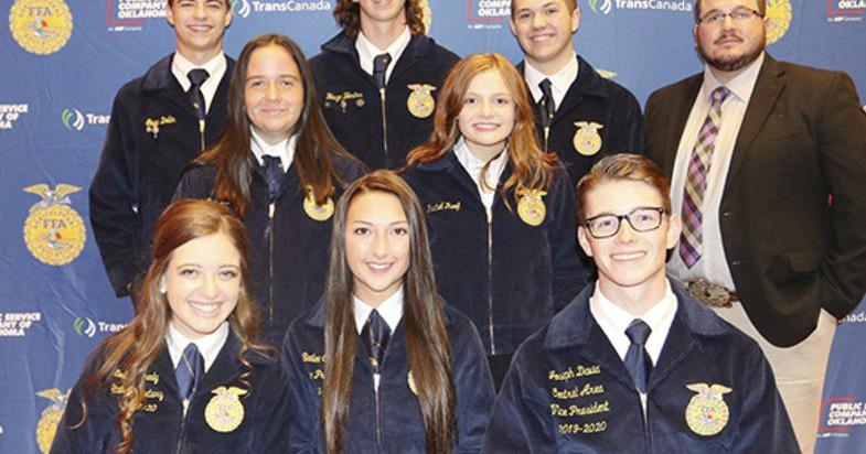 FFA officers step up for event | Community | paulsvalleydailydemocrat.com