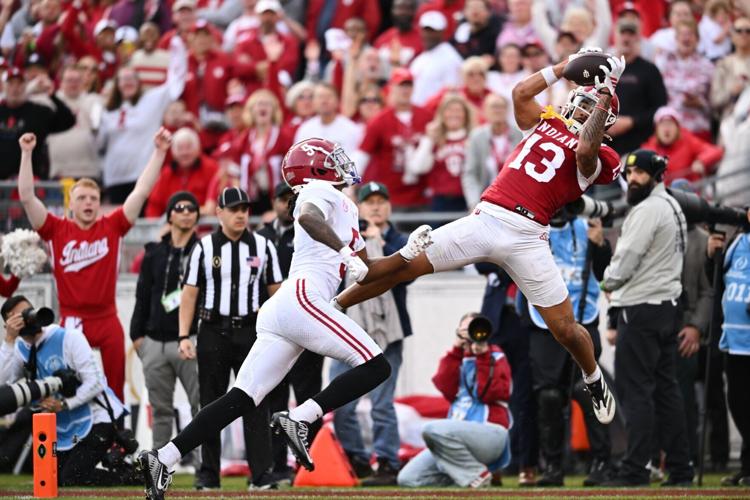 Top-seeded Indiana routs Alabama 38-3 for its first Rose Bowl victory ...