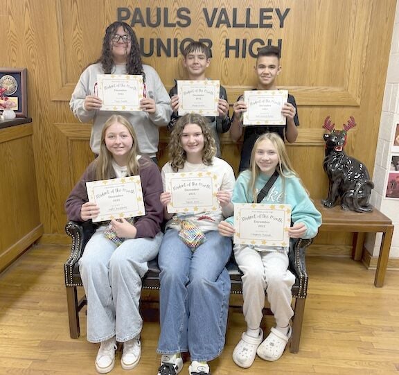 December students step up at JH | Community | paulsvalleydailydemocrat.com