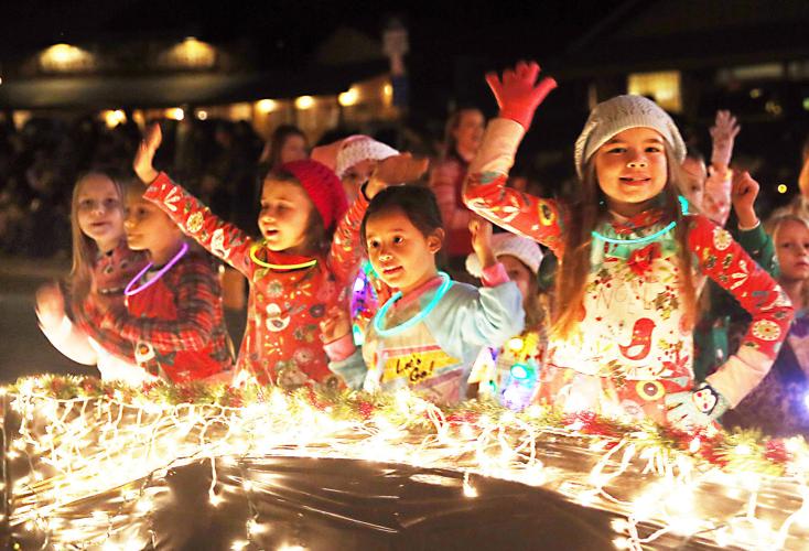 47 Entries Lit up Main Street in Payson's 17th Annual Electric Light ...