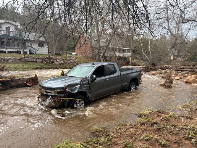 Man rescued from swollen East Verde | Local News | paysonroundup.com