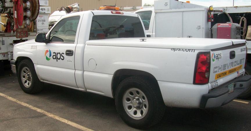 APS donates truck to Habitat for Humanity | Business | paysonroundup.com