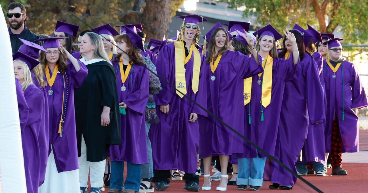 Graduates ramp up for a crazy May | News | paysonroundup.com