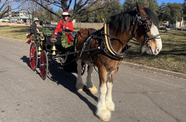 An old-fashioned Christmas carriage ride | Local News | paysonroundup.com