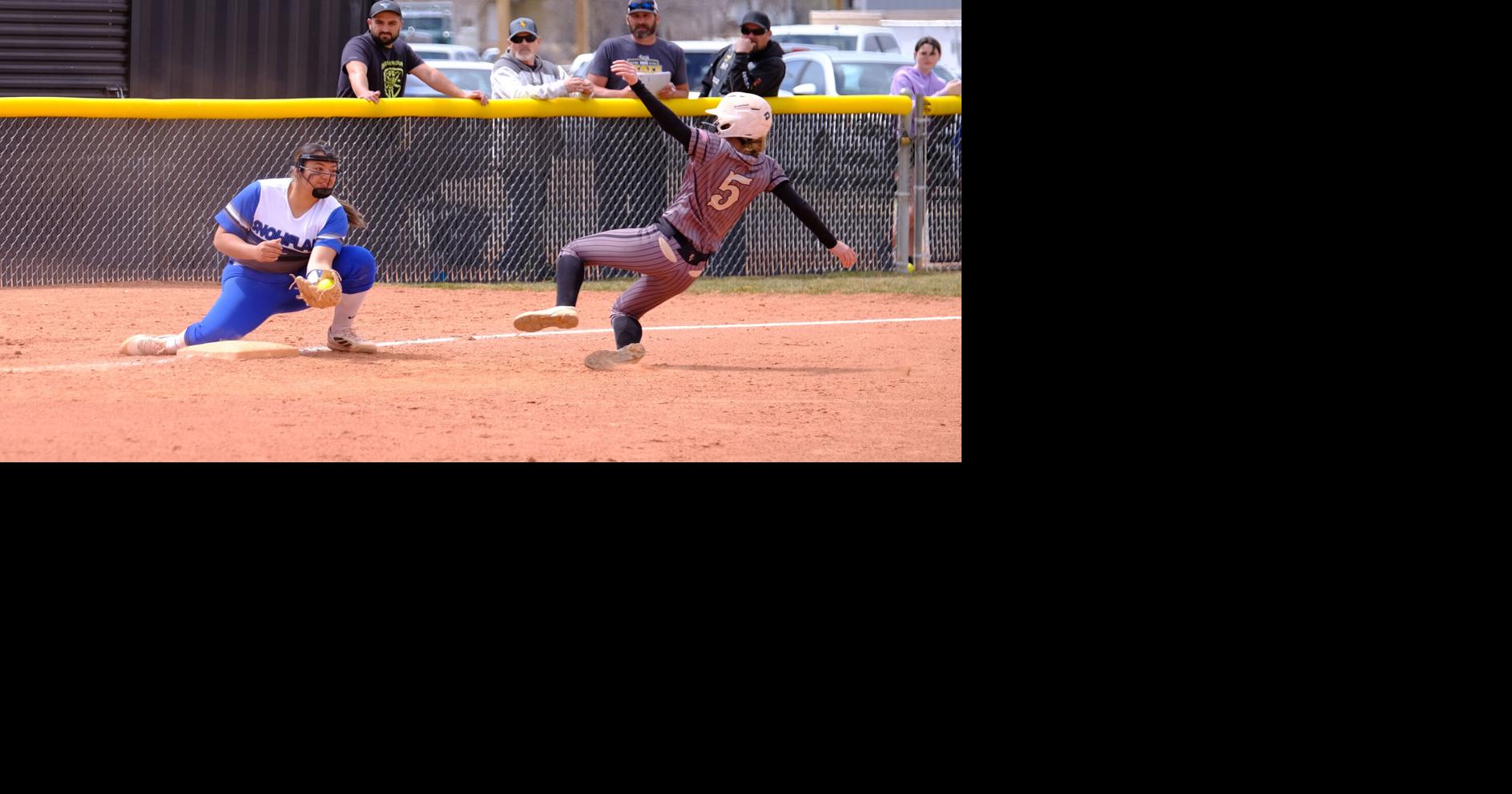 Soderquist's 3 HRs power Round Valley past Snowflake in softball | 260 ...