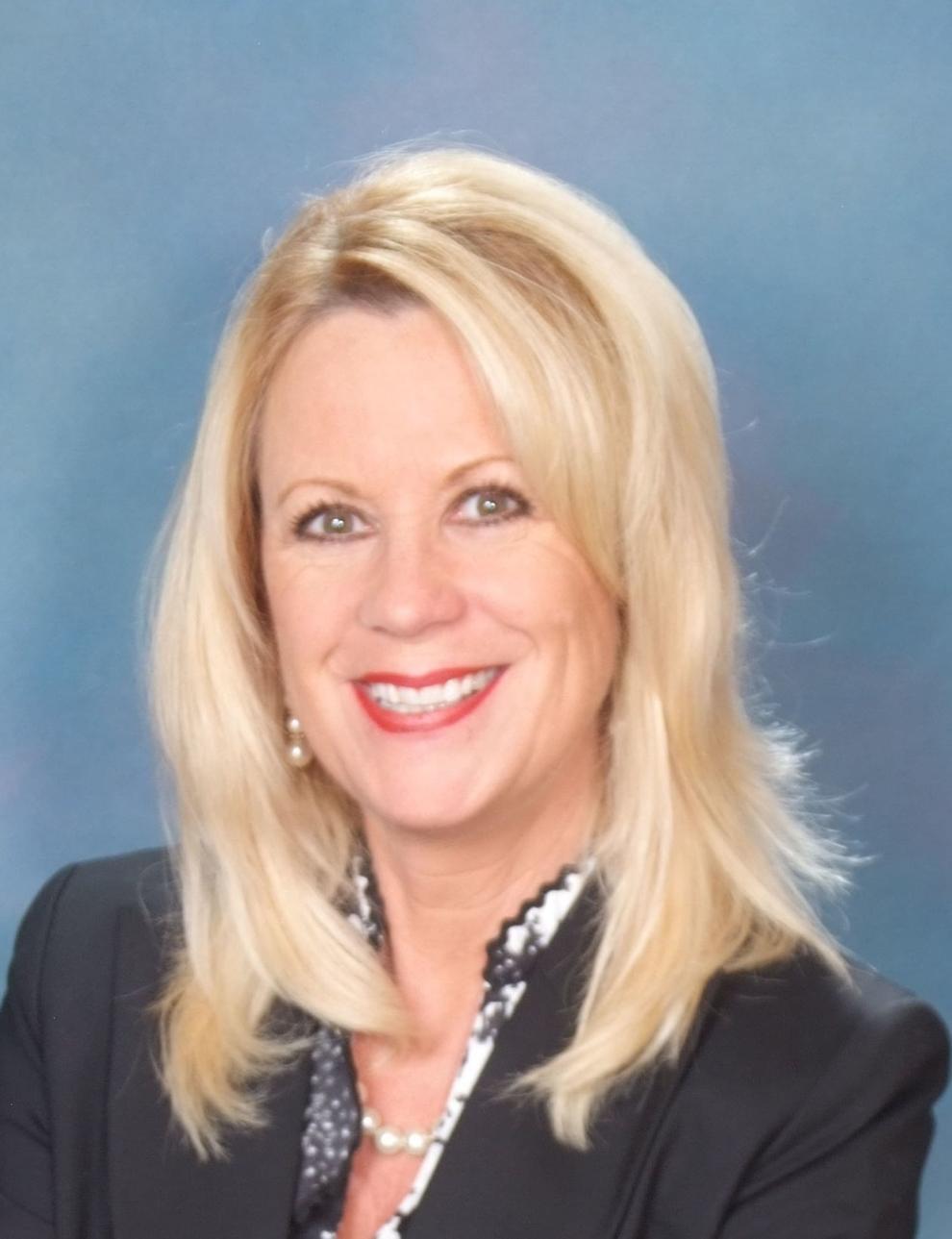 Kim Anderson commits to Realty Executives Northern Arizona | Business ...