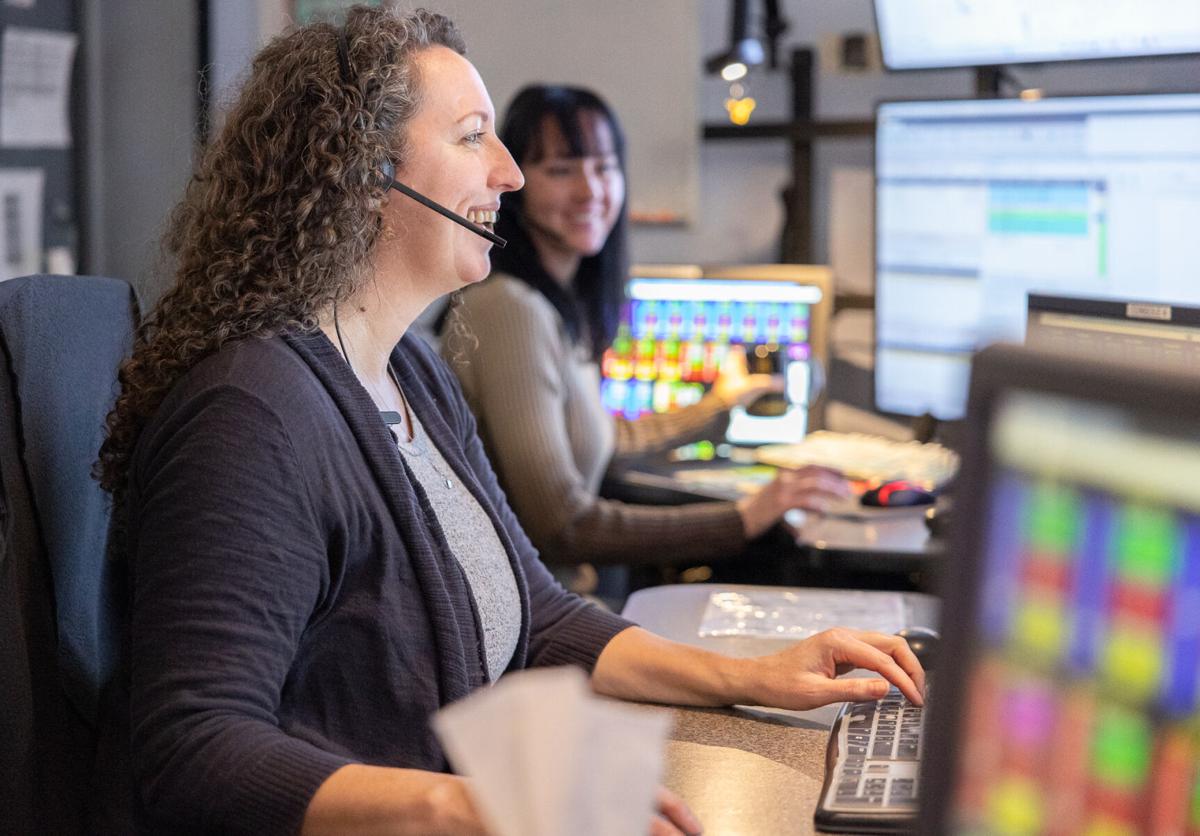‘Donuts with Dispatch’ connects kids with 911 call-takers | Events ...