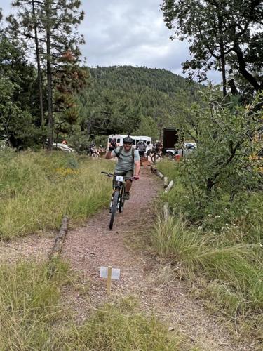 Highline Hold ’em Mountain Bike Poker Run offers scenic vistas, change ...
