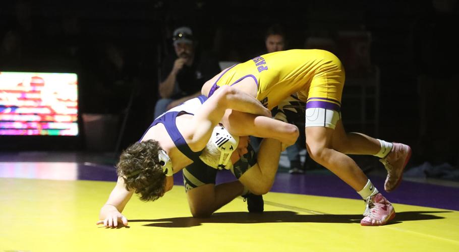 Photos-Payson vs ALA Mesa North Wrestling | Multimedia | paysonroundup.com